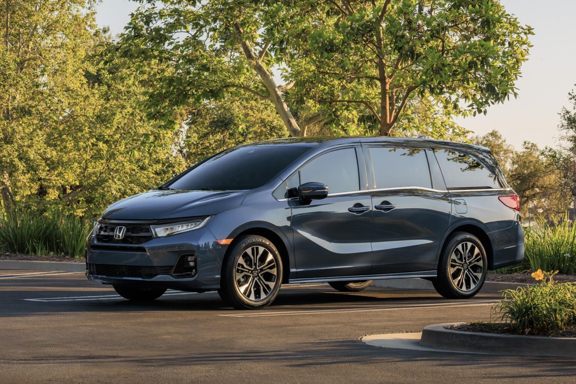 Honda Odyssey 2025: Harga dan Spesifikasi Lengkap