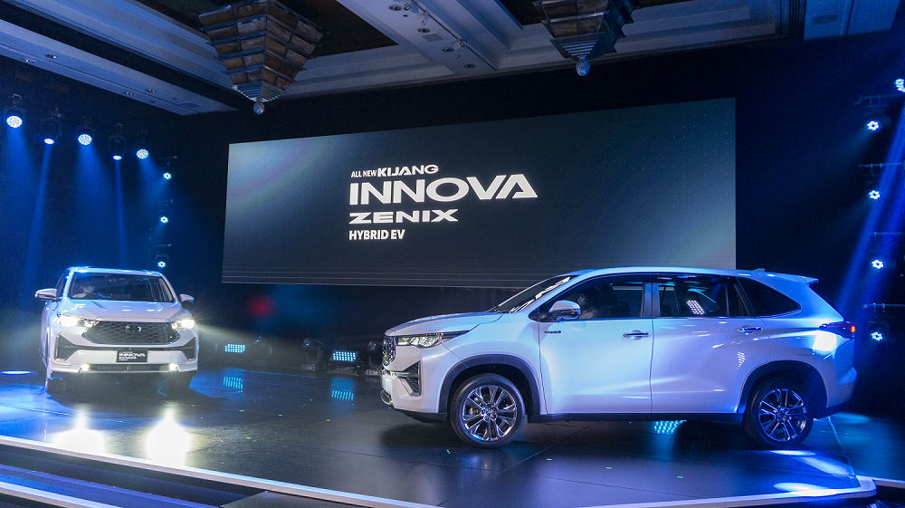 Toyota Kijang Innova Zenix: Mengapa Model Baru Ini Mendapatkan Sambutan ...